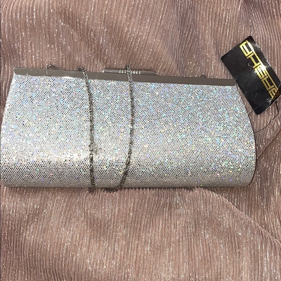 Sasha Fabiani | Bags | Sasha Fabiani Silver Sparkle Clutch With Silver ...